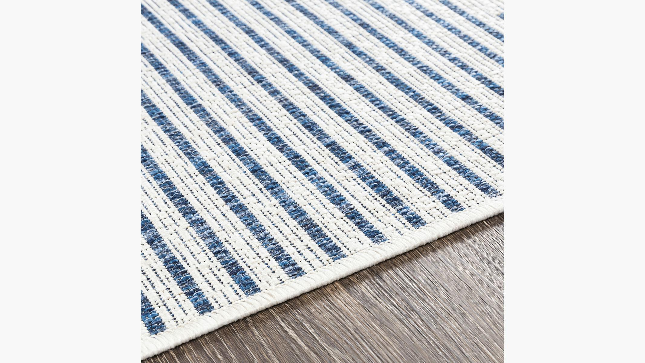 Stacked Outdoor Rug | 2'7" x 10 | The Inside Furniture